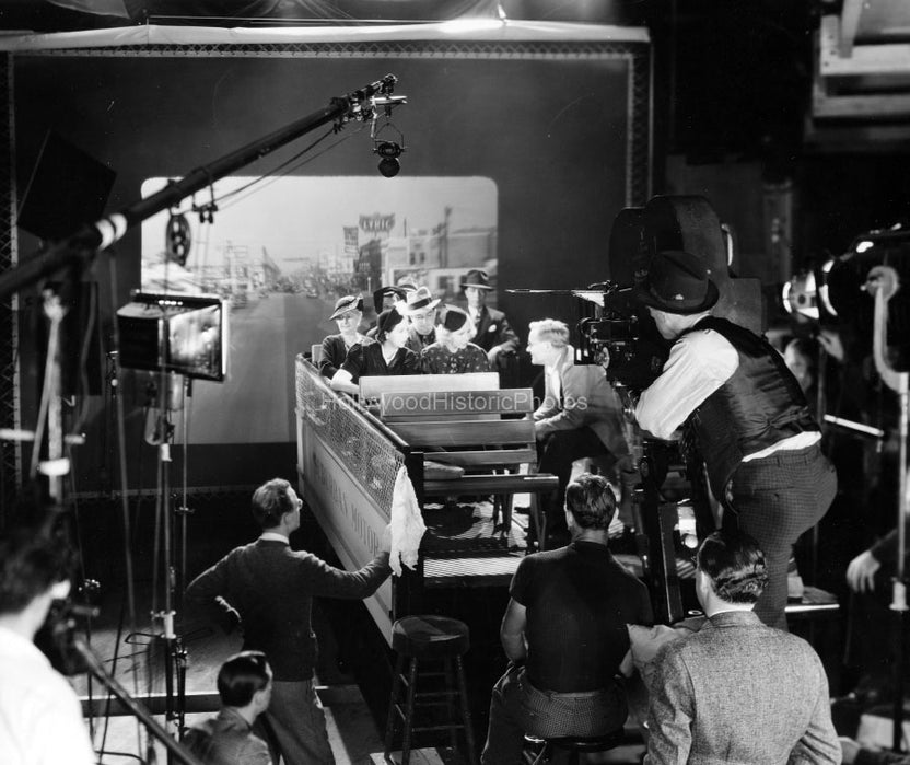 "Beauty and the Bus" 1933 – Hollywood Historic Photos by Decor Art ...
